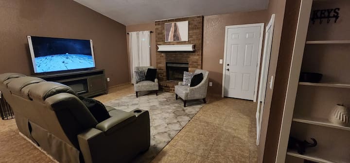 Modern Rustic Okc Home - Newcastle Casino