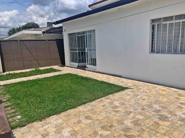 (Promo) Casa Bem Localizada No Hauer - Curitiba