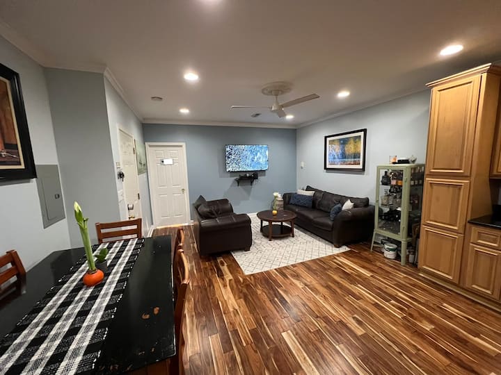 Capitol Hill Apartment - Gallaudet University, Washington