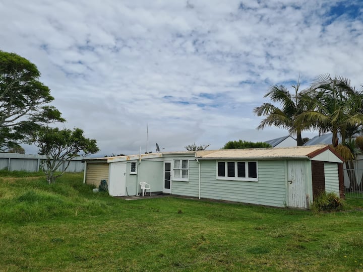 Beachside Bayfair Haven For Seasonal Fruit Workers - Papamoa