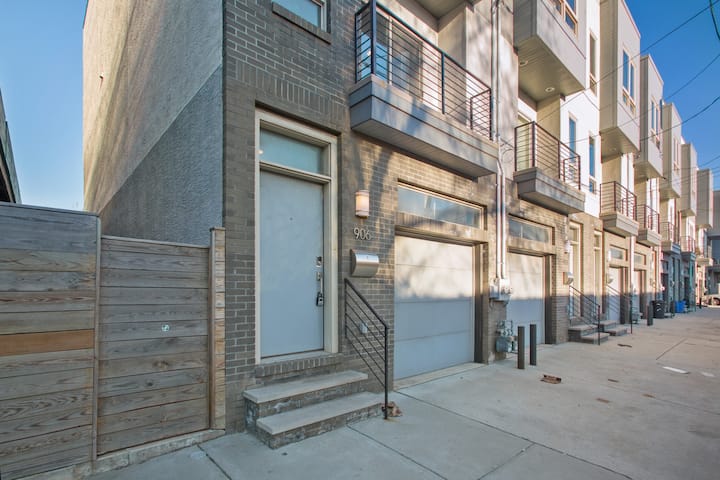 Philadelphia Vacation Rentals | Home and Condo Rentals | Airbnb