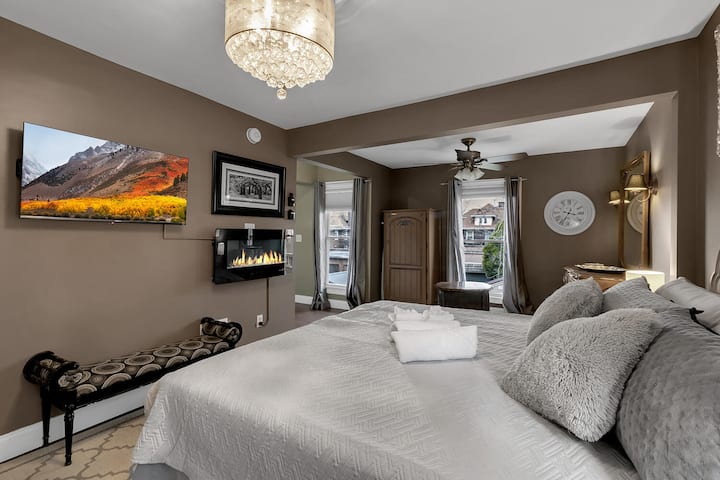 5br Family Victorian Walk2falls Kingsuite Gameroom - Niagara Falls, NY