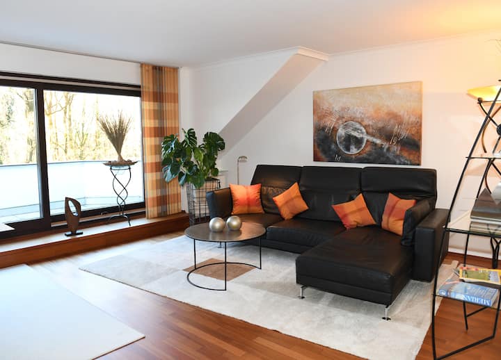 Modern Apartment With A Forest View - Solingen