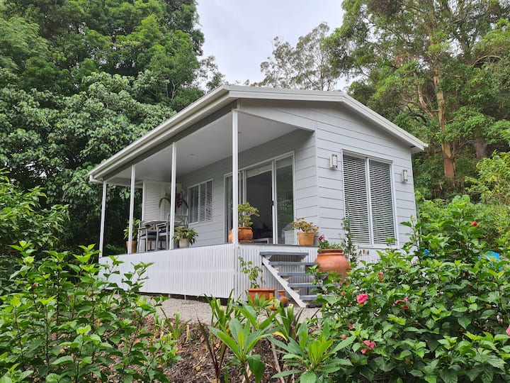 The Cottage - Mapleton