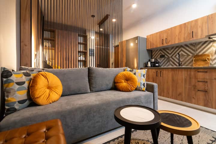 F & B Collection - Minilux Studio For 3 - Thessaloniki