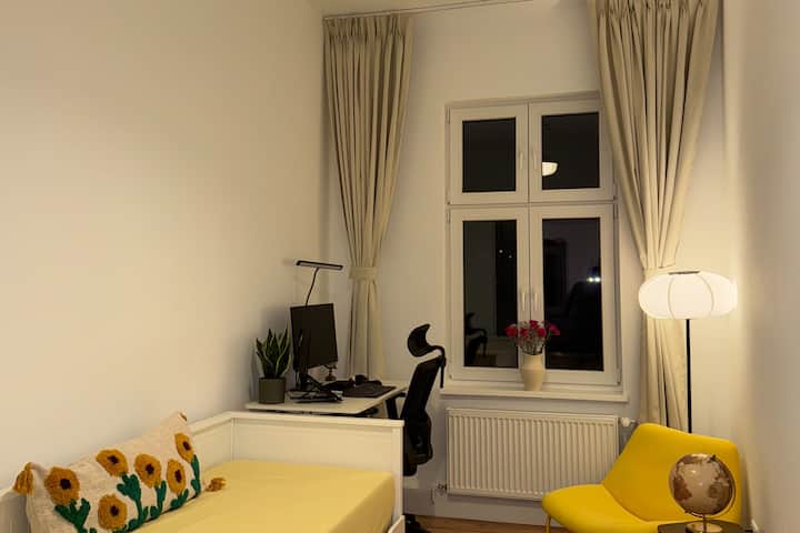 Sunny & Cozy Home Near Prenzlauer Berg - Berlin