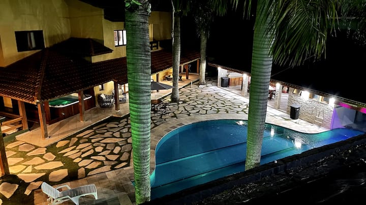 Chácara Luxuosa 6 Suítes - São Roque