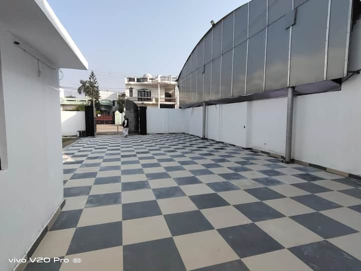 Prem Niwas - Comfort & Elegance - Lucknow