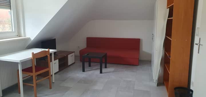 D: Zimmer Nahe Des Flughafen - Frankfurt