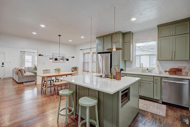 Cozy Cottage In The Heart Of Okc! - Oklahoma Lake