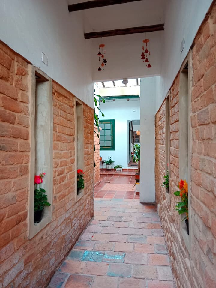 Full House - Colonial Atmosphere - Bogota