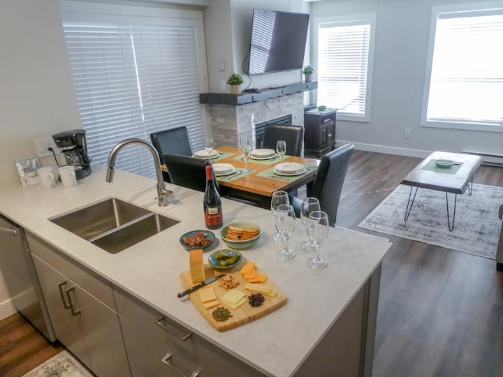 Ski In & Ski Out. 3 Hot-tubs & Pool On Blackcomb. - ウィスラー