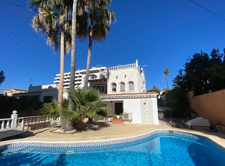 Flat With Pool, 50m From Beach - Calp