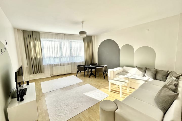 Nişantaşı 2br Flat W/ac And Balcony 5 Min To Metro - Estambul