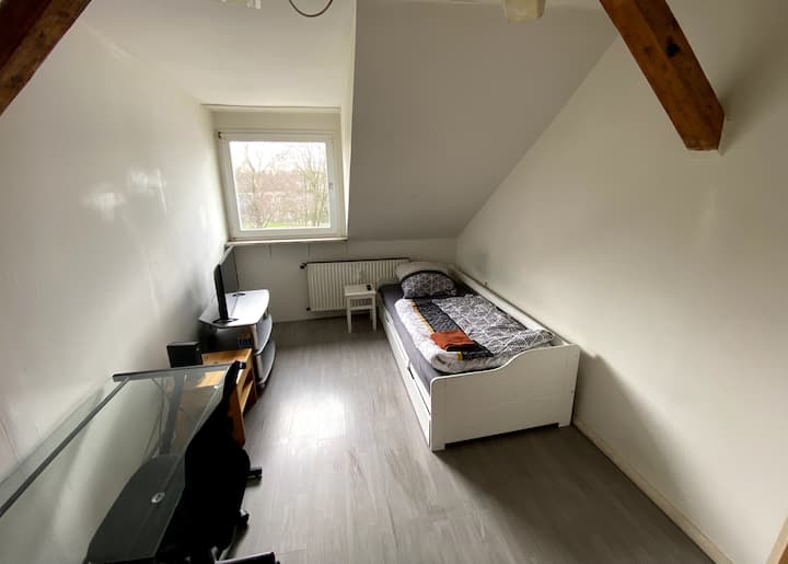 Gemütliches Wg Zimmer Mit Garten In Bochum - Bochum