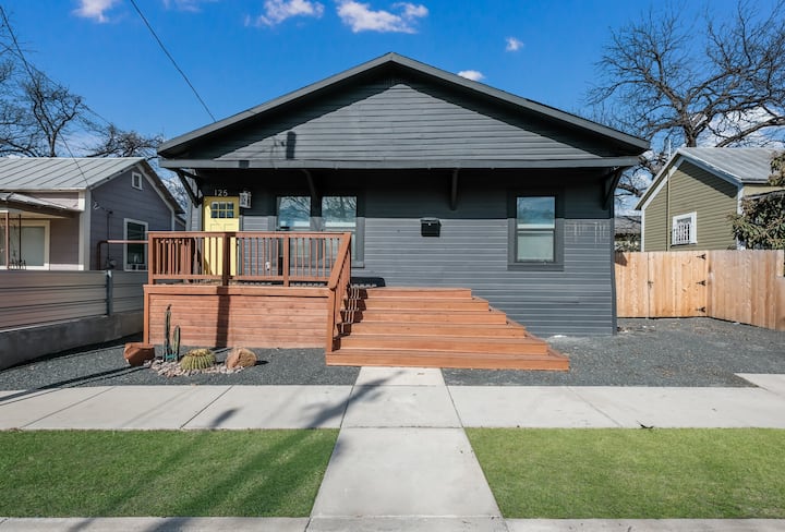 Alamodome*3 Bdr Urban Chalet Downtown San Antonio - King William - San Antonio