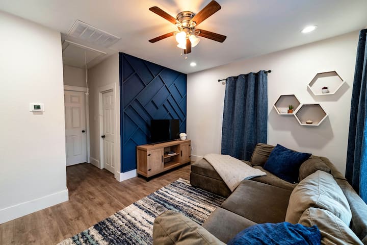Horseshoe Cottage - 2 Minutes From The Stockyards! - Eastwood Avenue – Fort Worth