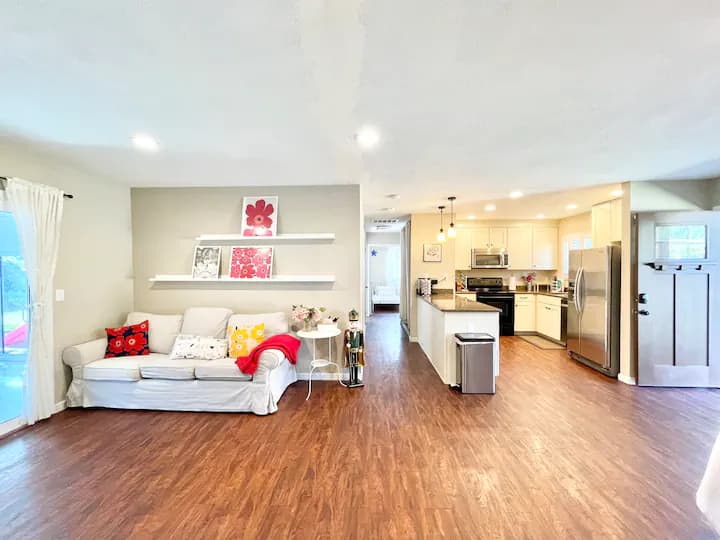 Lovely 4 Beds House San Jose Cisco Tesla - San Jose, CA