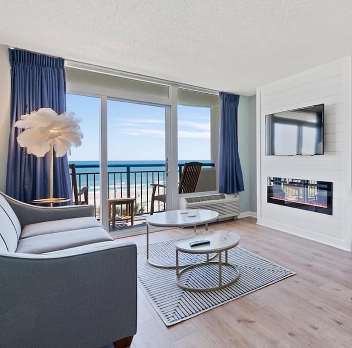 Direct Oceanfront Condo- True 1 Bedroom - 