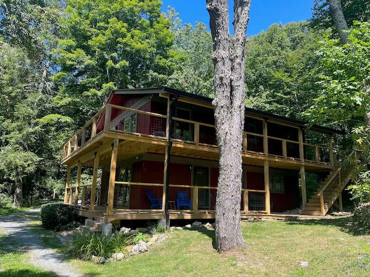 Cozy Sugar Shack Upper House - Banner Elk, NC