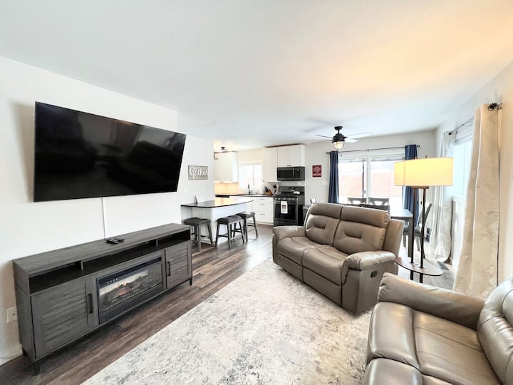 30 Day Min.-downtown Digs Close To The River - Pagosa Springs, CO