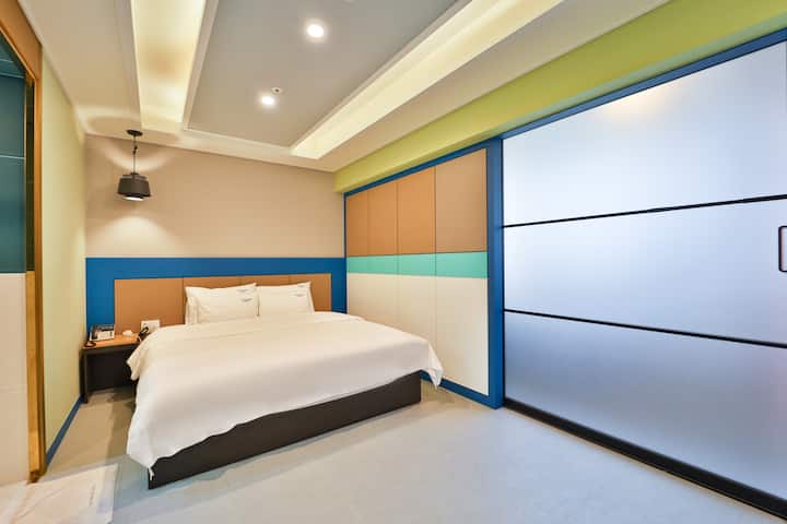 더힐링호텔 디럭스 더블 B - Busan