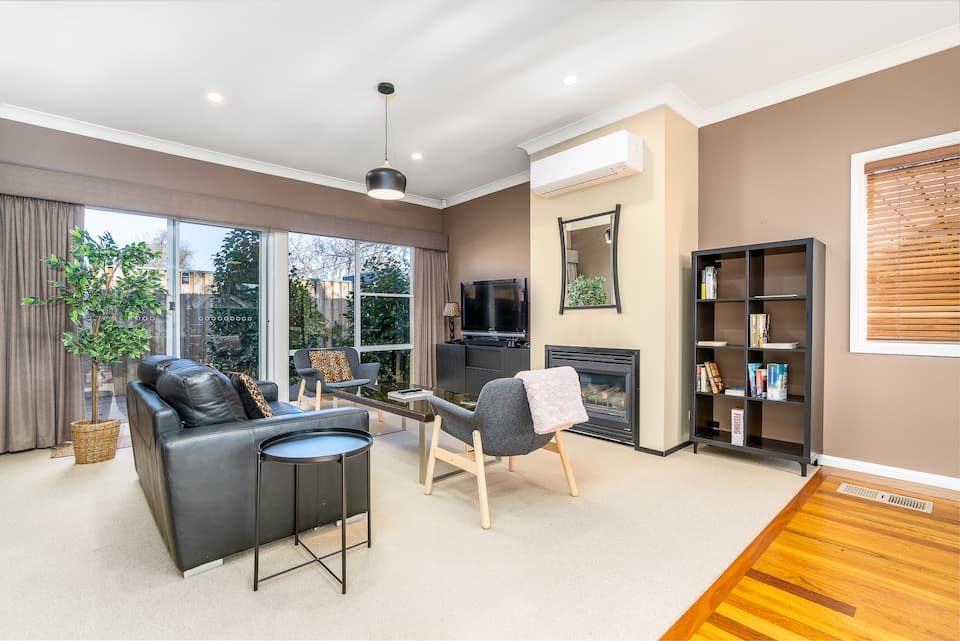 Canberra House holiday rentals - Australian Capital Territory ...