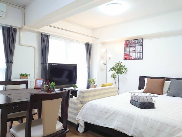 Jr琴似駅がすぐ目の前！広々リビングで開放感溢れるお部屋！ - Sapporo