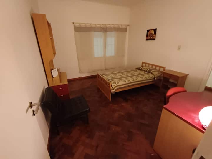 Habitación Para Estudiantes De Intercambio. - Mendoza