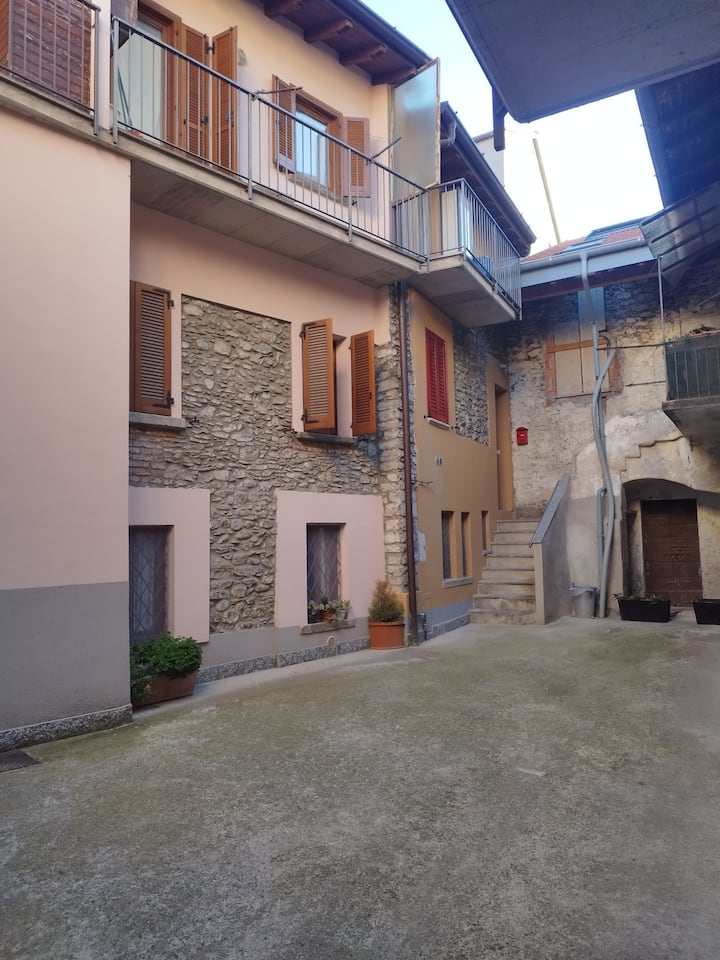 Grazioso Bilocale-colico Centro - Colico