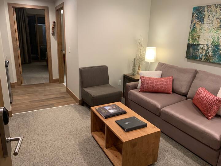 Luxury Ski-in/out Condo At Gc8 With Balcony - Breckenridge, CO