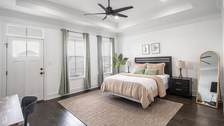 Nola Modern Loft | 3bd/2ba - New Orleans, LA