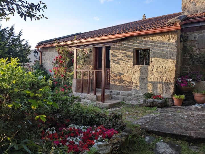 Mágico Conjunto De 2 Casas A 10 Min. De La Playa - Nigrán