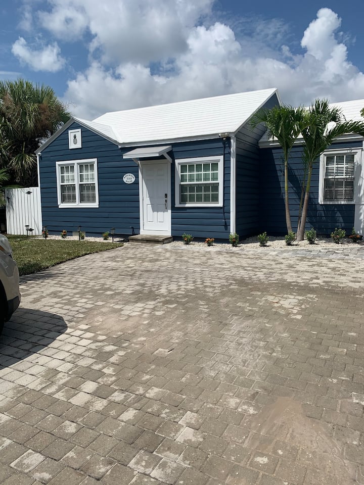 Anderson House - Lake Worth, FL
