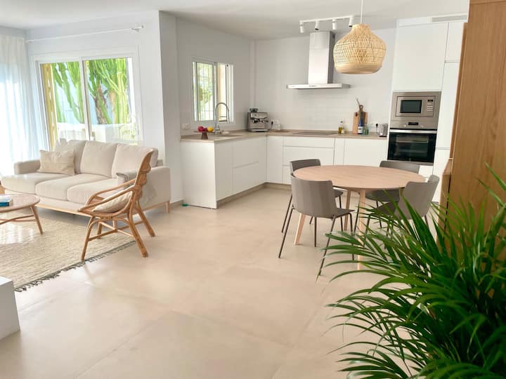 Charmante Wohnung In Cabopino - Marbella