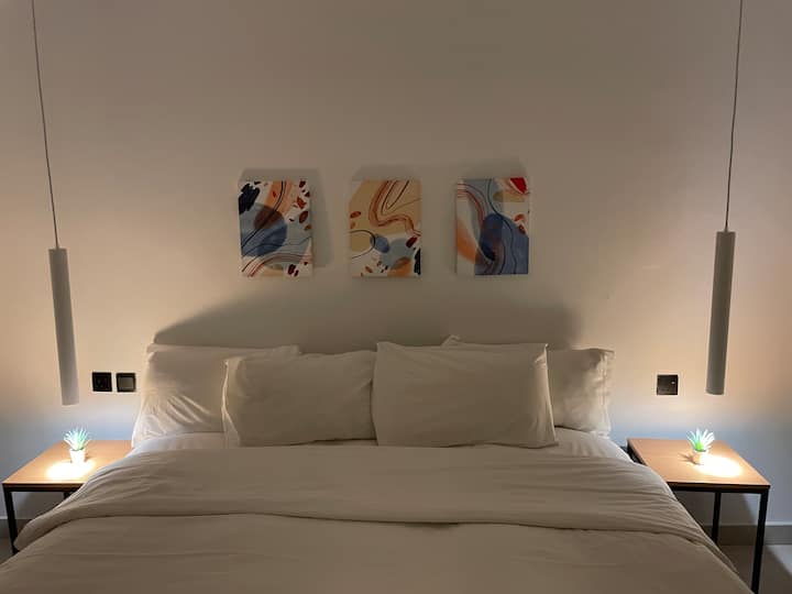 8, Big Cozy Suit, Self Check-in, - Riyad