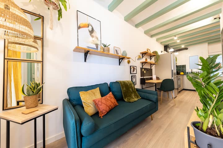 Botanic & Quiet Flat With Balcony - Badalona