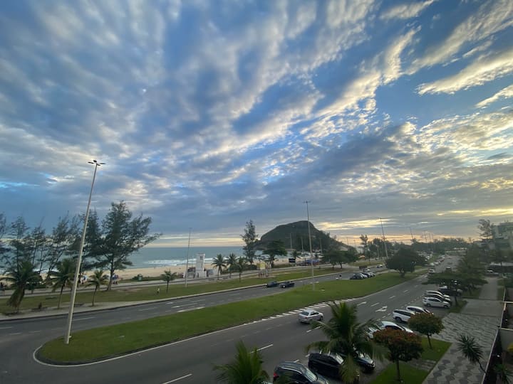 Lindo Apt Em Frente A Praia - Recreio dos Bandeirantes