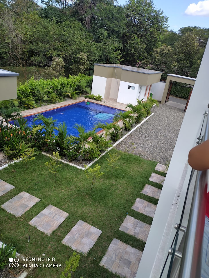 Casa Quinta Ubicacion Excelente - Restrepo