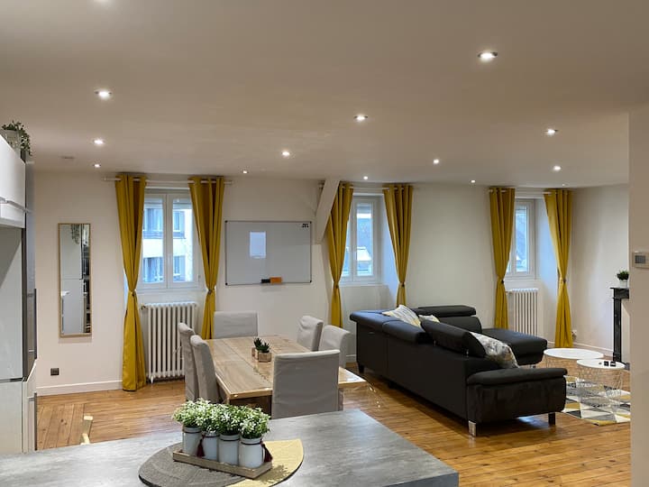 6 Pers - 2ch - 1salon - Wifi - Tram - Hypercentre - Le Mans