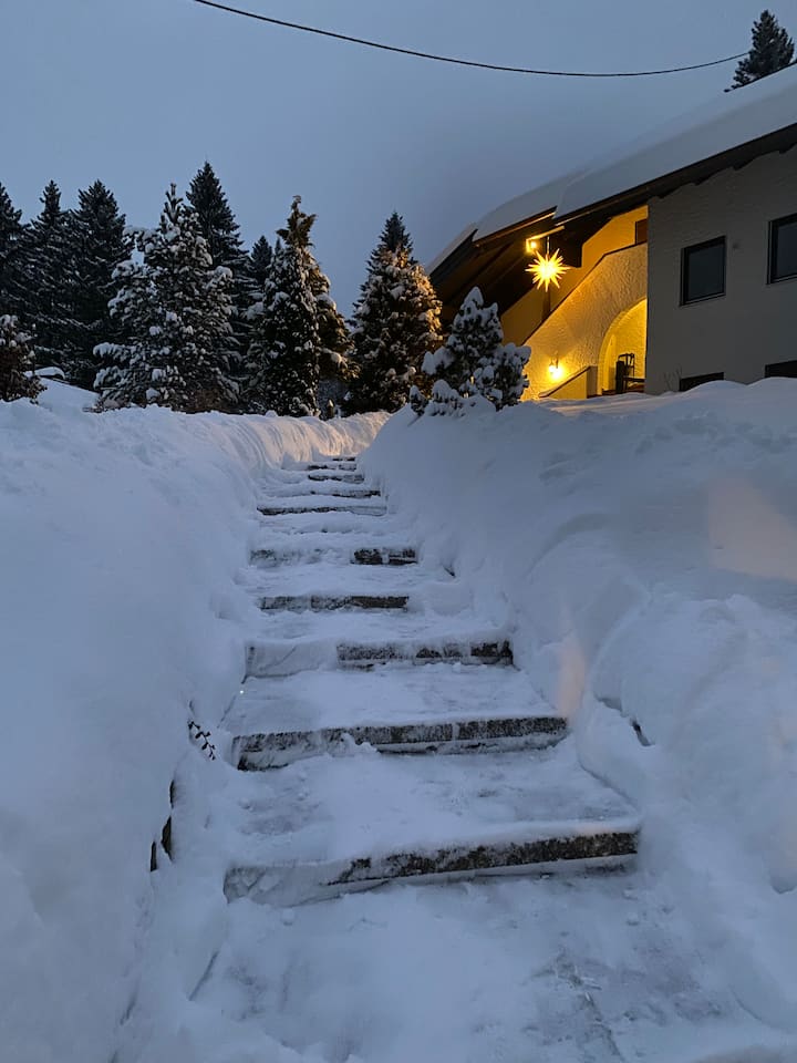 Haus Am Berg, Apartment 954 Hm., 82493 Klais - Mittenwald