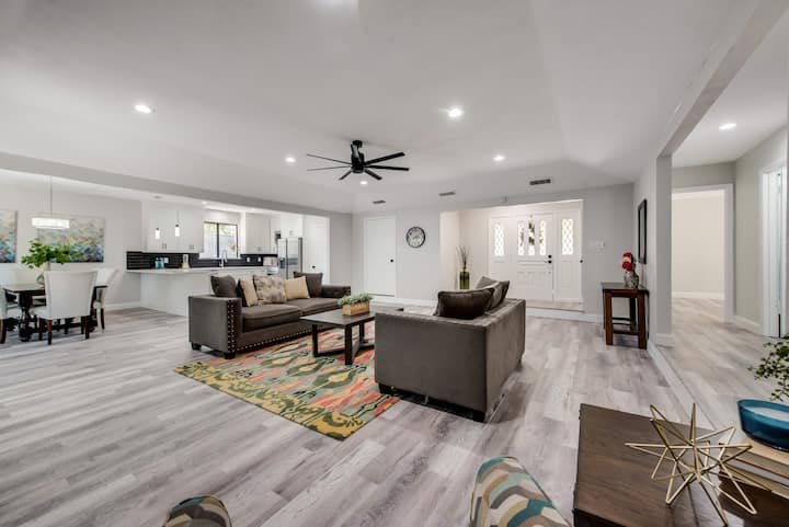 Private Bed & Bath - Grapevine Lake - Females Only -