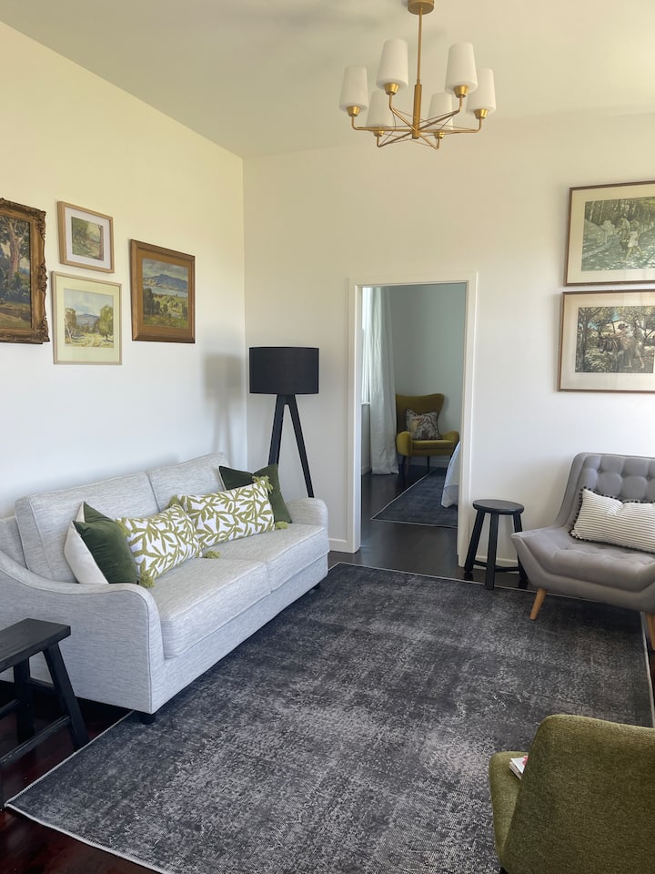 Alloa Petite - Greytown