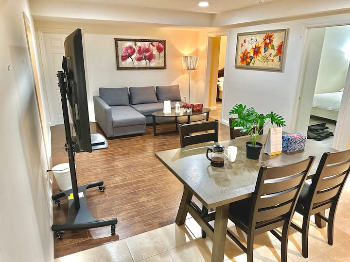 Wonderful Place To Live And Enjoy - Toronto