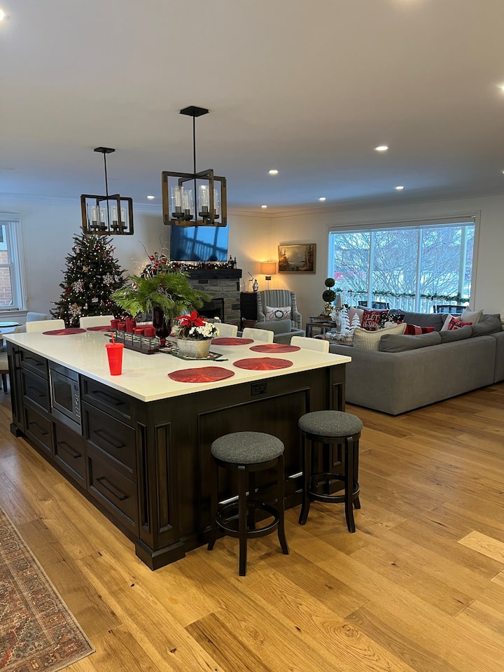 Newly Renovated Guelph Bungalow - Guelph