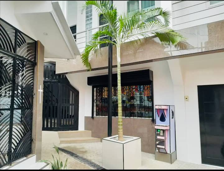 Light, Cozy And Convenient Apartment - Talisay