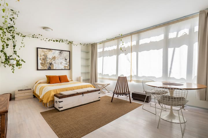 20% Off / Sunny Loft / Relaxed Mexican Style - Mexico City