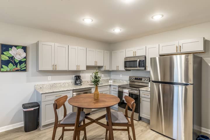 Studio 2 Close To Downtown Mall - Charlottesville, VA