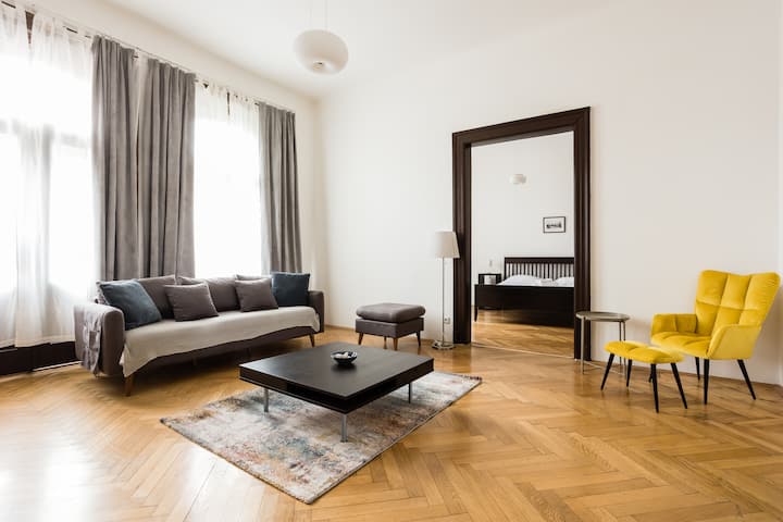 Old Town Square 43 Apartment - Prague