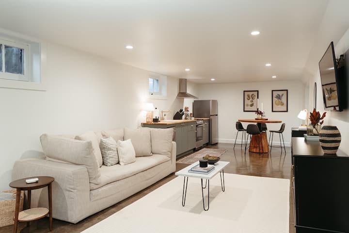 Private Suite Minutes To Pdx & Waterfront - Vancouver, WA